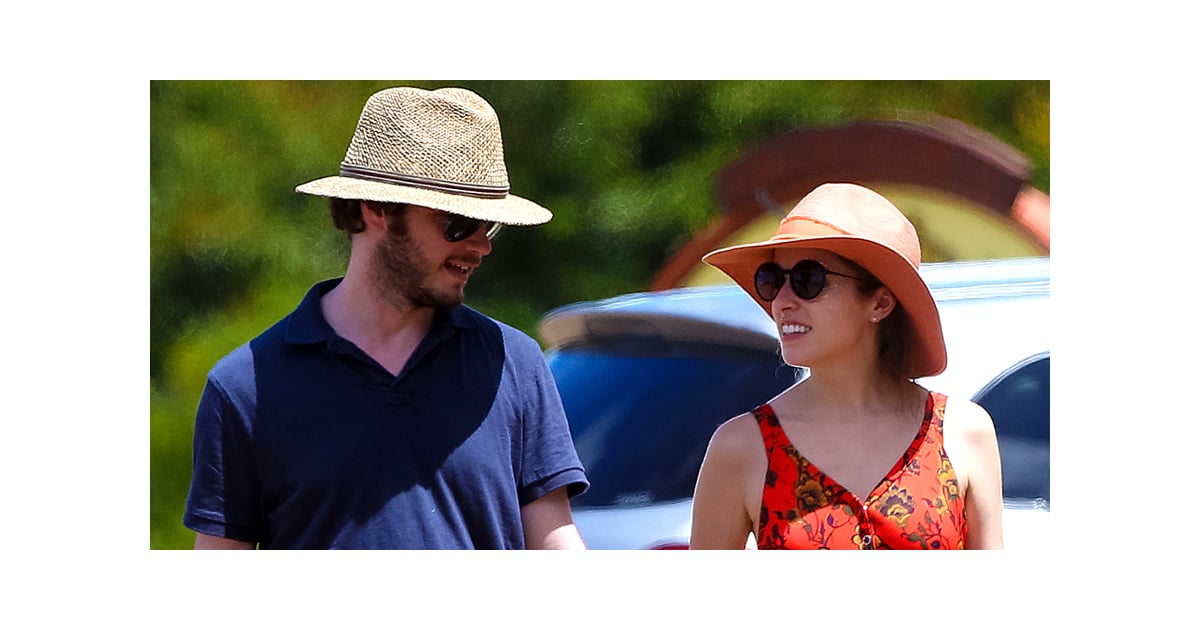 Anna Kendrick and Her Boyfriend on Vacation in Hawaii | POPSUGAR Celebrity