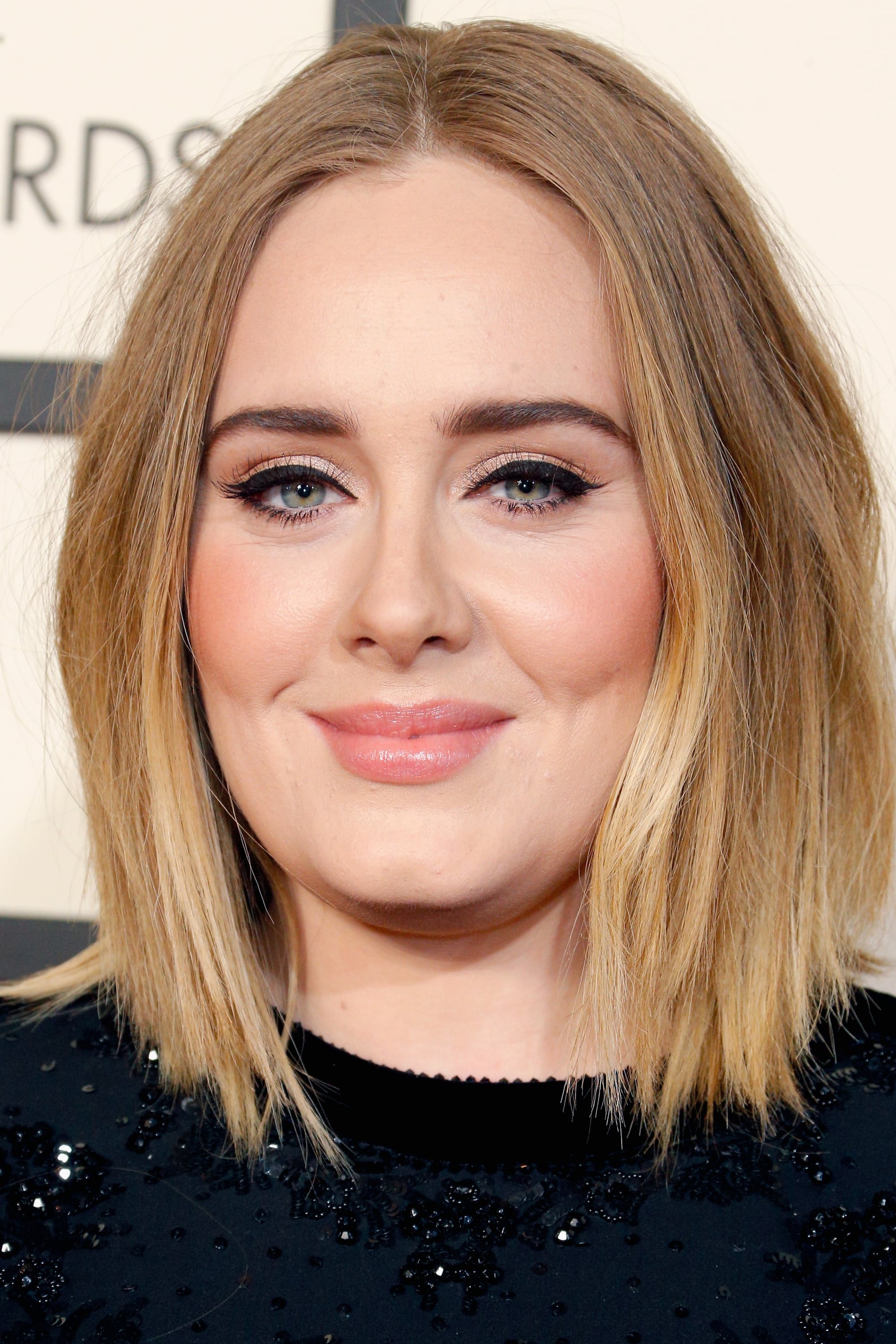 Adele Hair and Makeup at the 2016 Grammy Awards | PS Beauty
