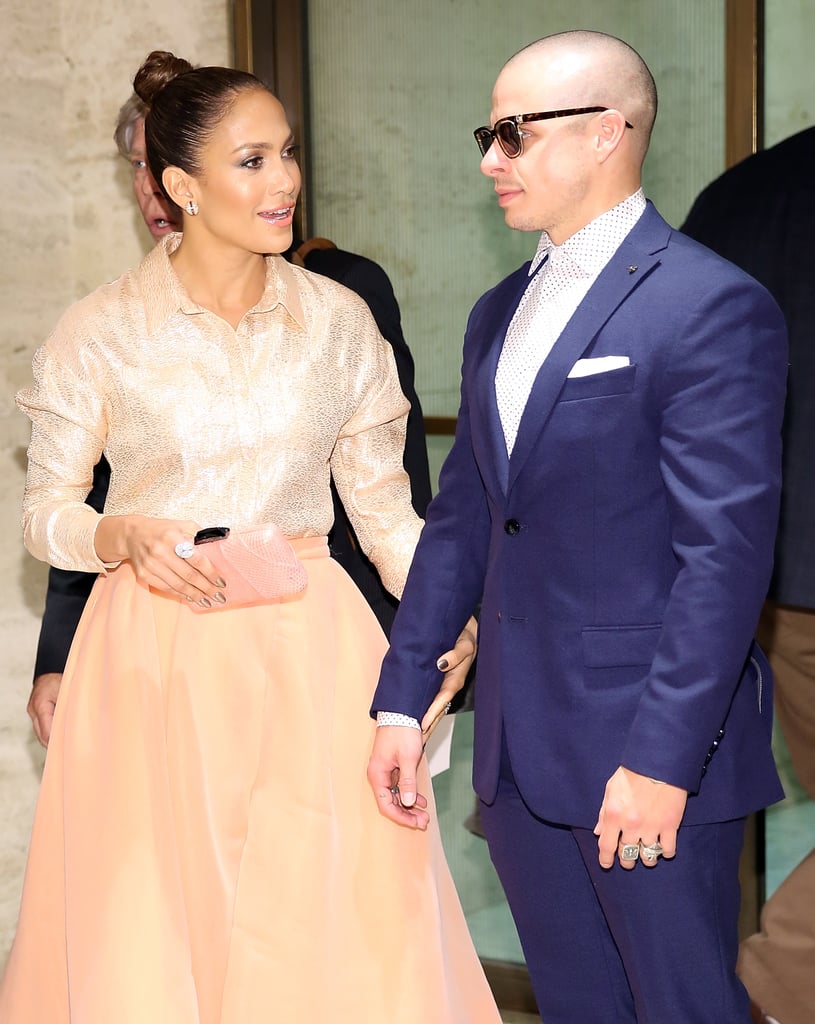 Jennifer Lopez and Casper Smart Hold Hands in NYC Pictures | POPSUGAR ...