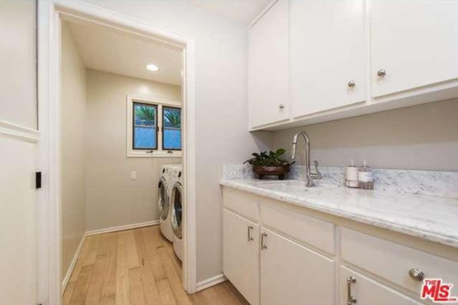 Kate Upton Buys Beverly Hills Home | PS Home