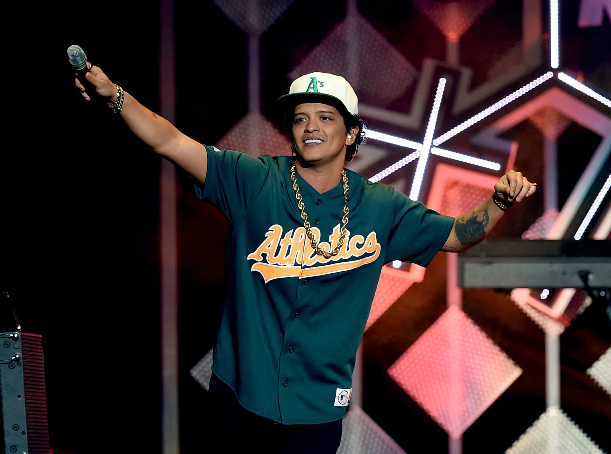 Bruno Mars Workout Playlist | POPSUGAR Fitness