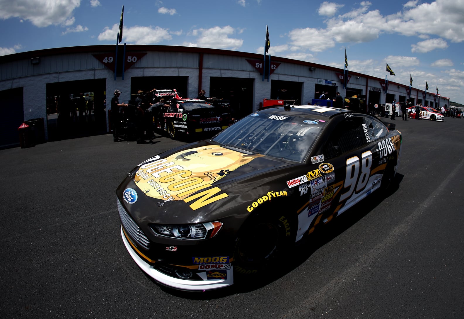 Dogecoin NASCAR Pictures | PS Tech