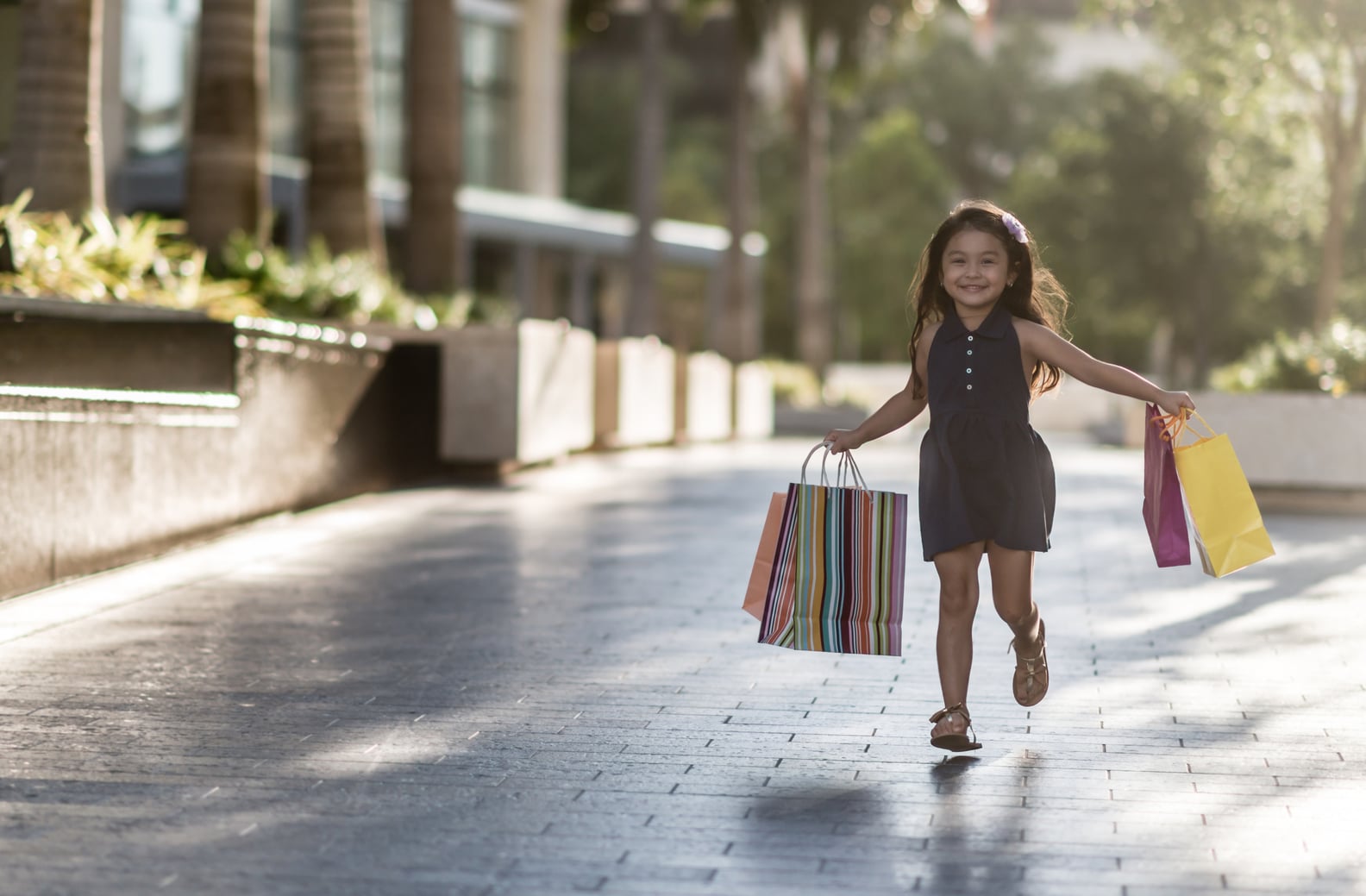 Bringing Kids Shopping With You Will Save You Time | PS Family