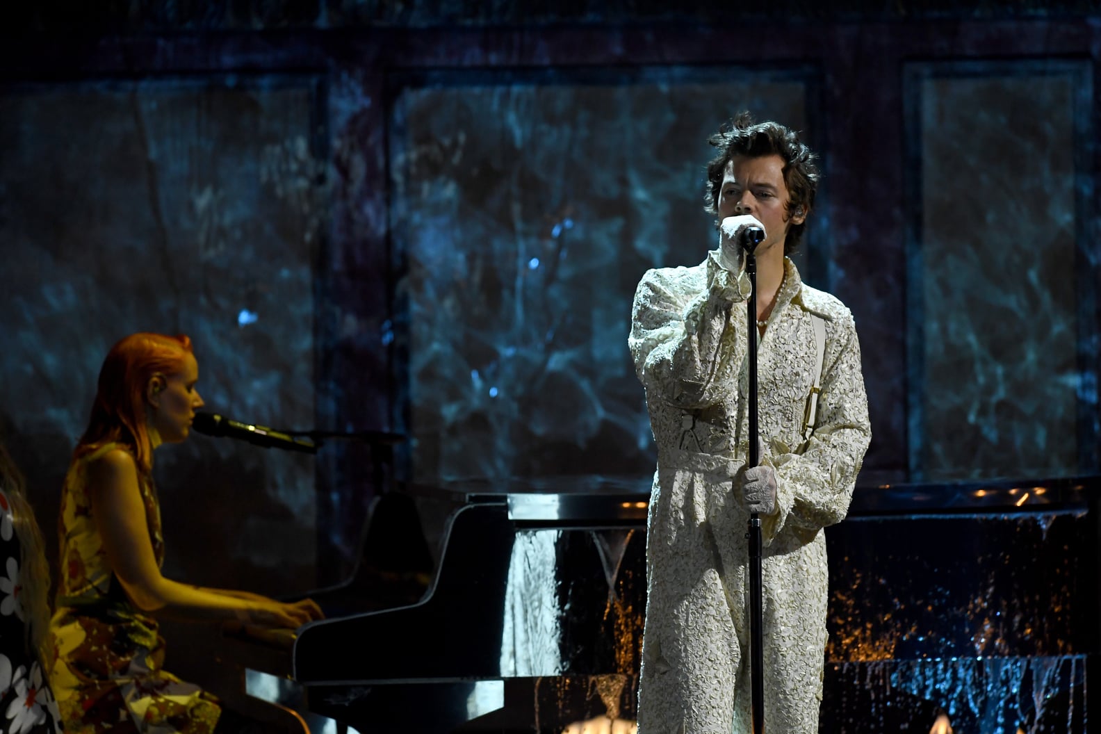 Harry Styles's Performance at the 2020 BRIT Awards | Video | PS ...