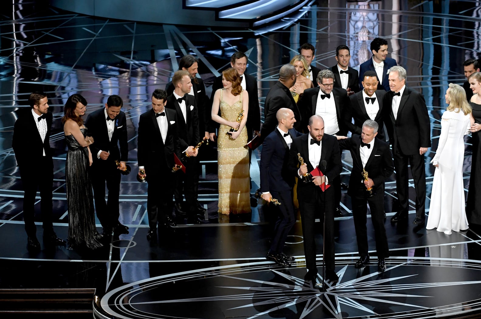 2017 Oscars Best Picture Announcement Mistake Pictures | PS Entertainment