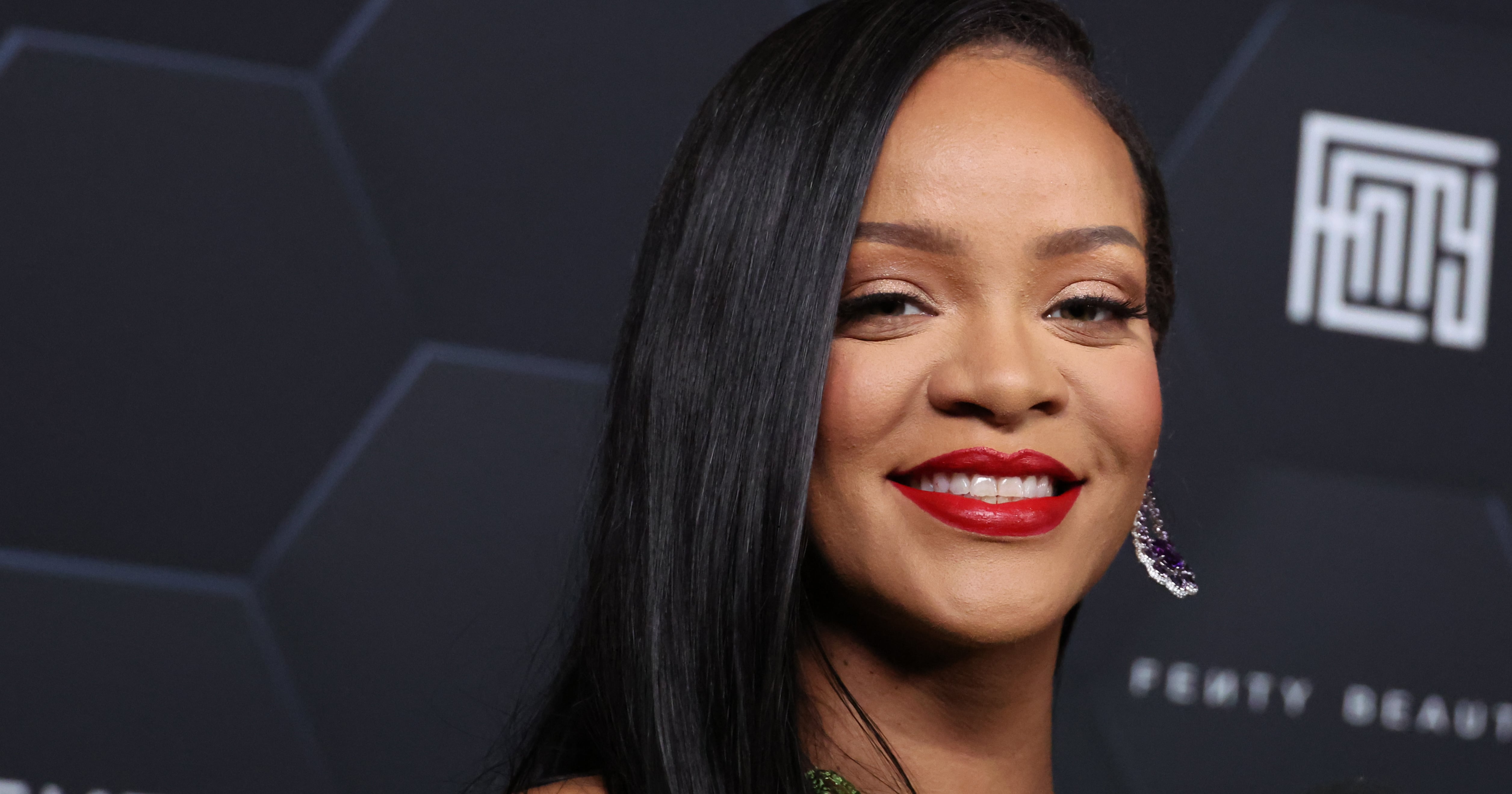 What We Can Learn From Rihanna's Birth Chart | PS UK Celebrity