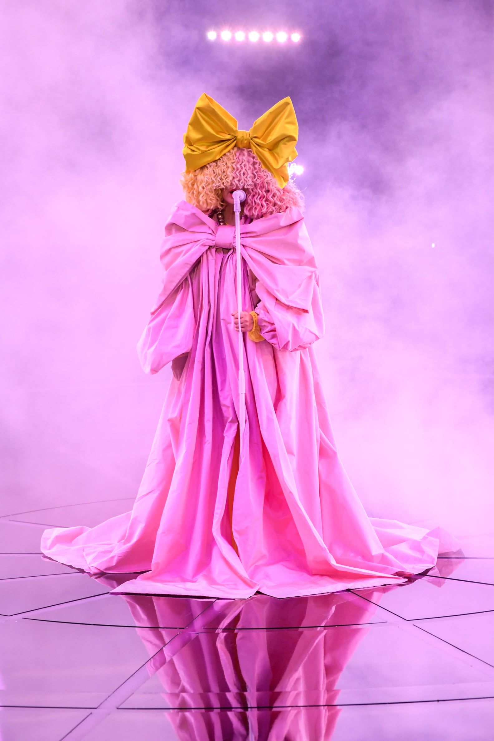 The Best Billboard Music Awards Looks 2020 | PS Fashion