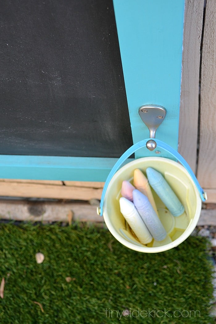 DIY Outdoor Chalkboard | PS Home