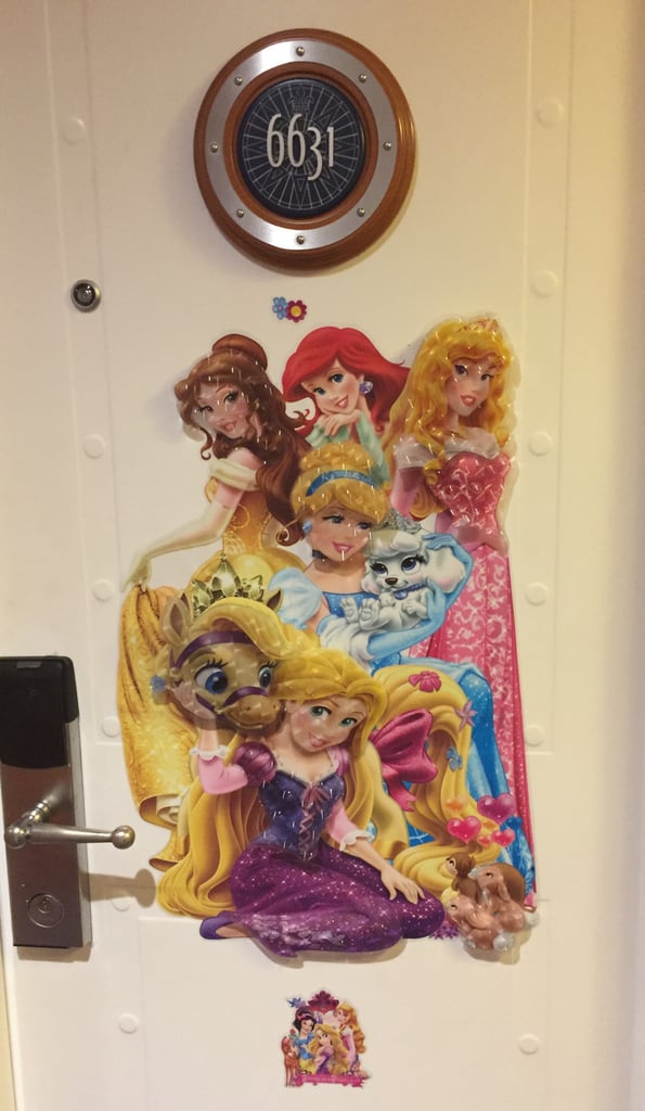Ways to Decorate Your Disney Cruise Door | POPSUGAR Smart Living