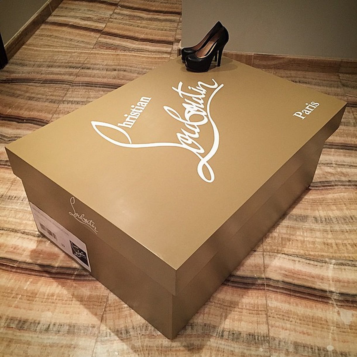 The Wood Sheikh Custom Shoe Boxes | PS Fashion