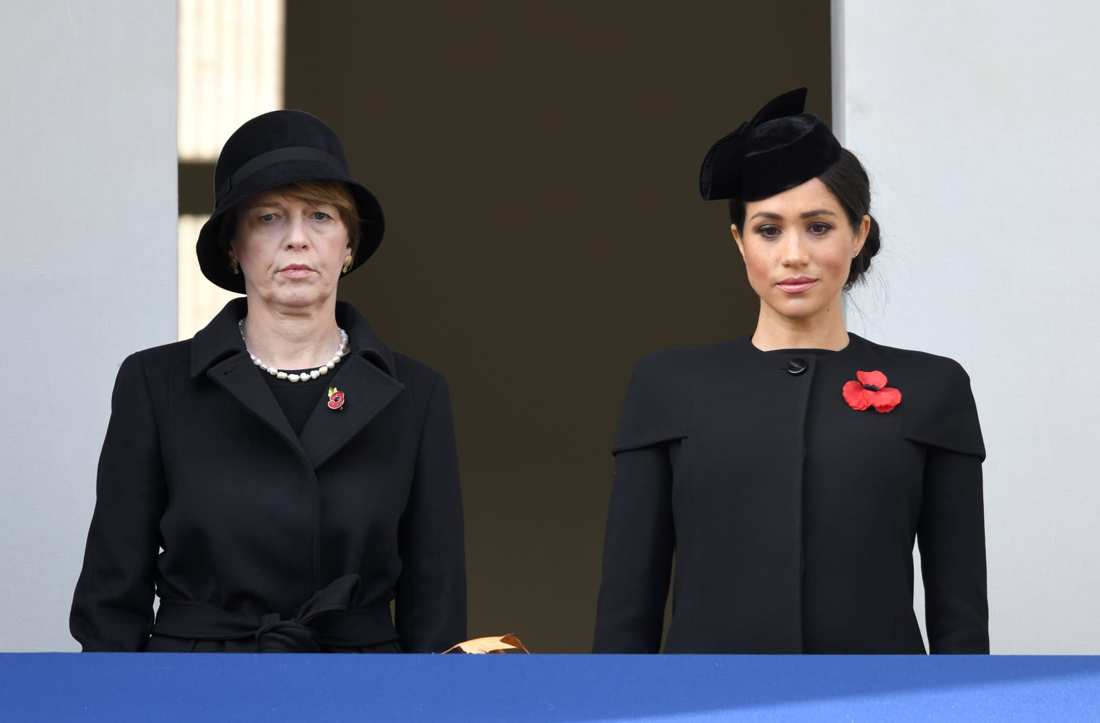 What Side to Wear a Poppy On | POPSUGAR Fashion