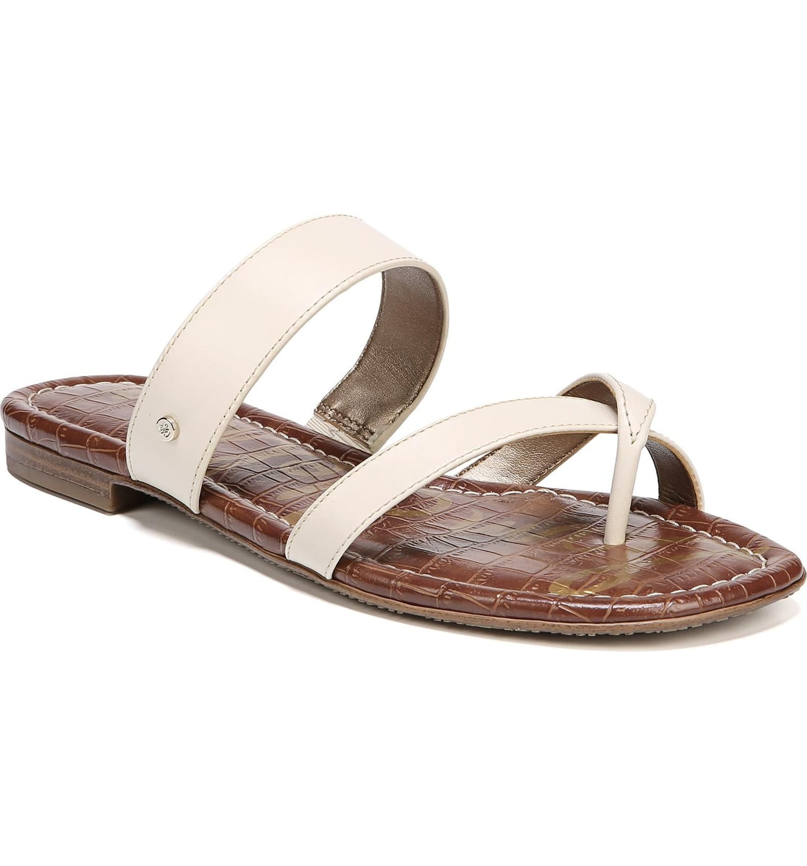 Victoria Beckham White Outfit in Paris July 2018 | PS Fashion