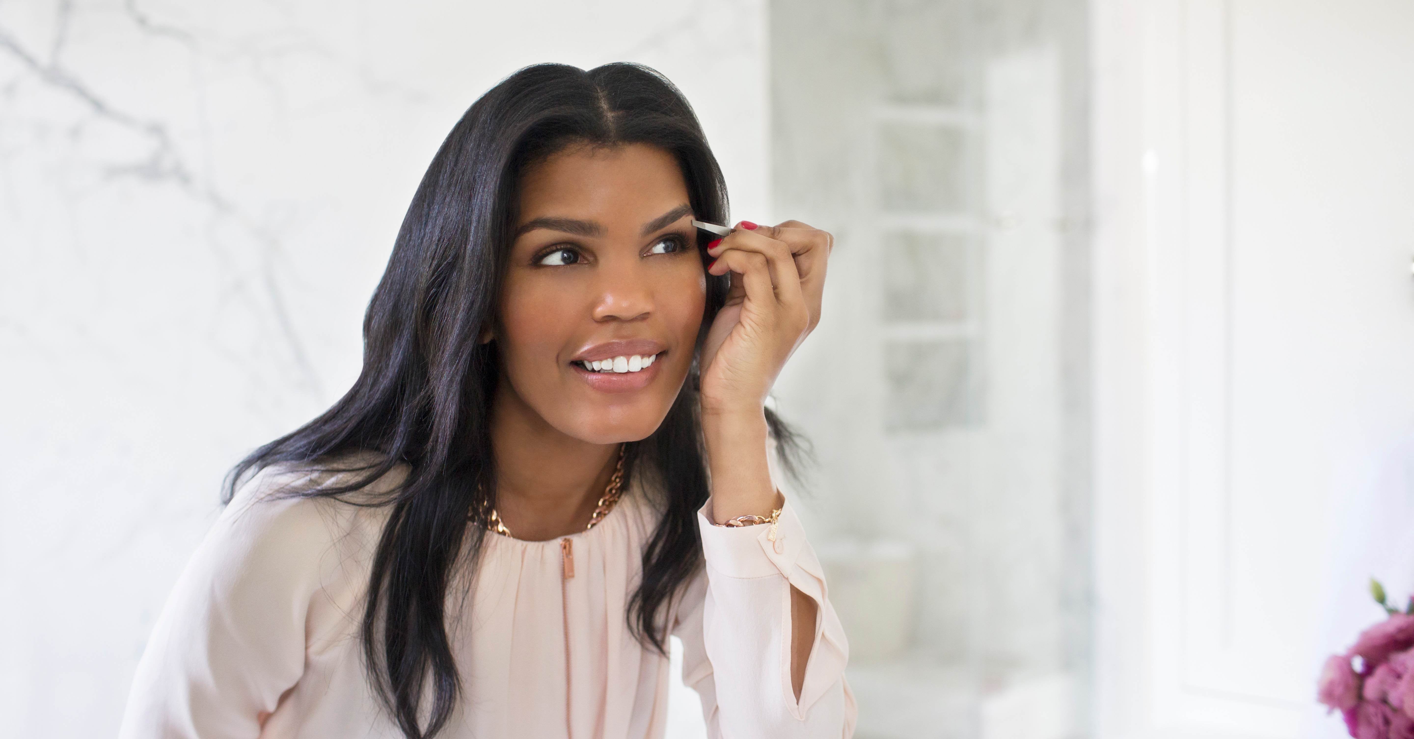 How to Pluck Eyebrows? | PS Beauty