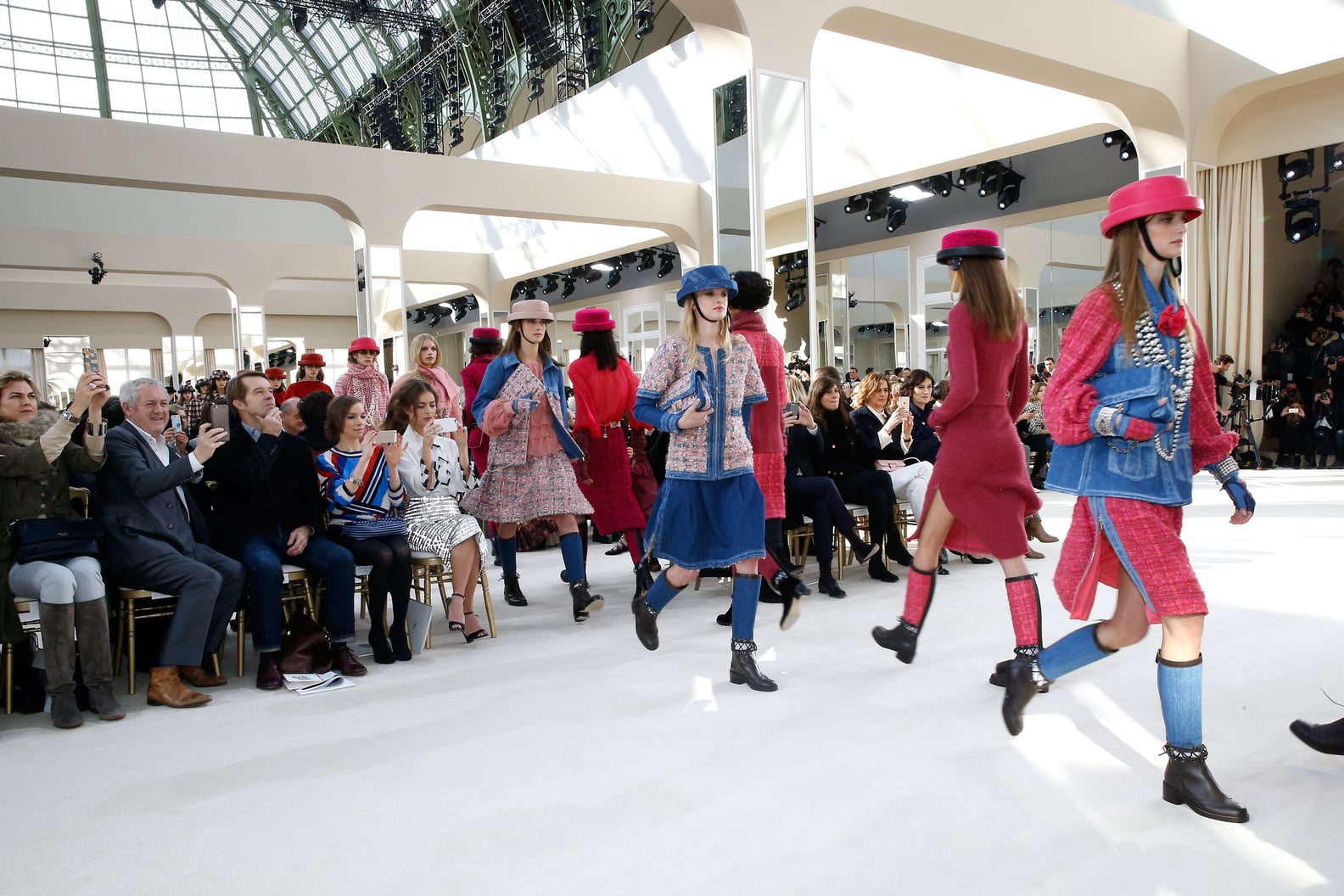 Chanel Runway Set Fall 2016 | PS Fashion