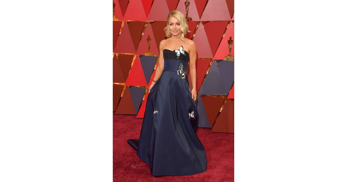 Kelly Ripa | Oscars Red Carpet Dresses 2017 | POPSUGAR Fashion Photo 34