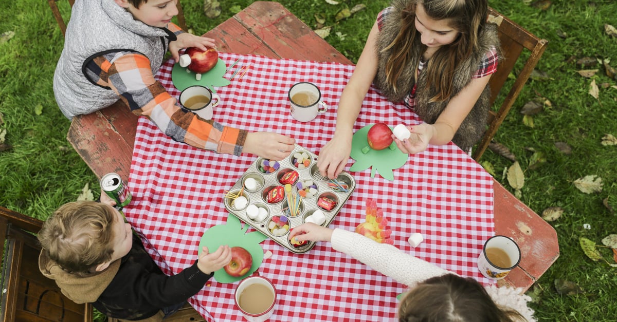How to Host a Kids' Friendsgiving | PS Family