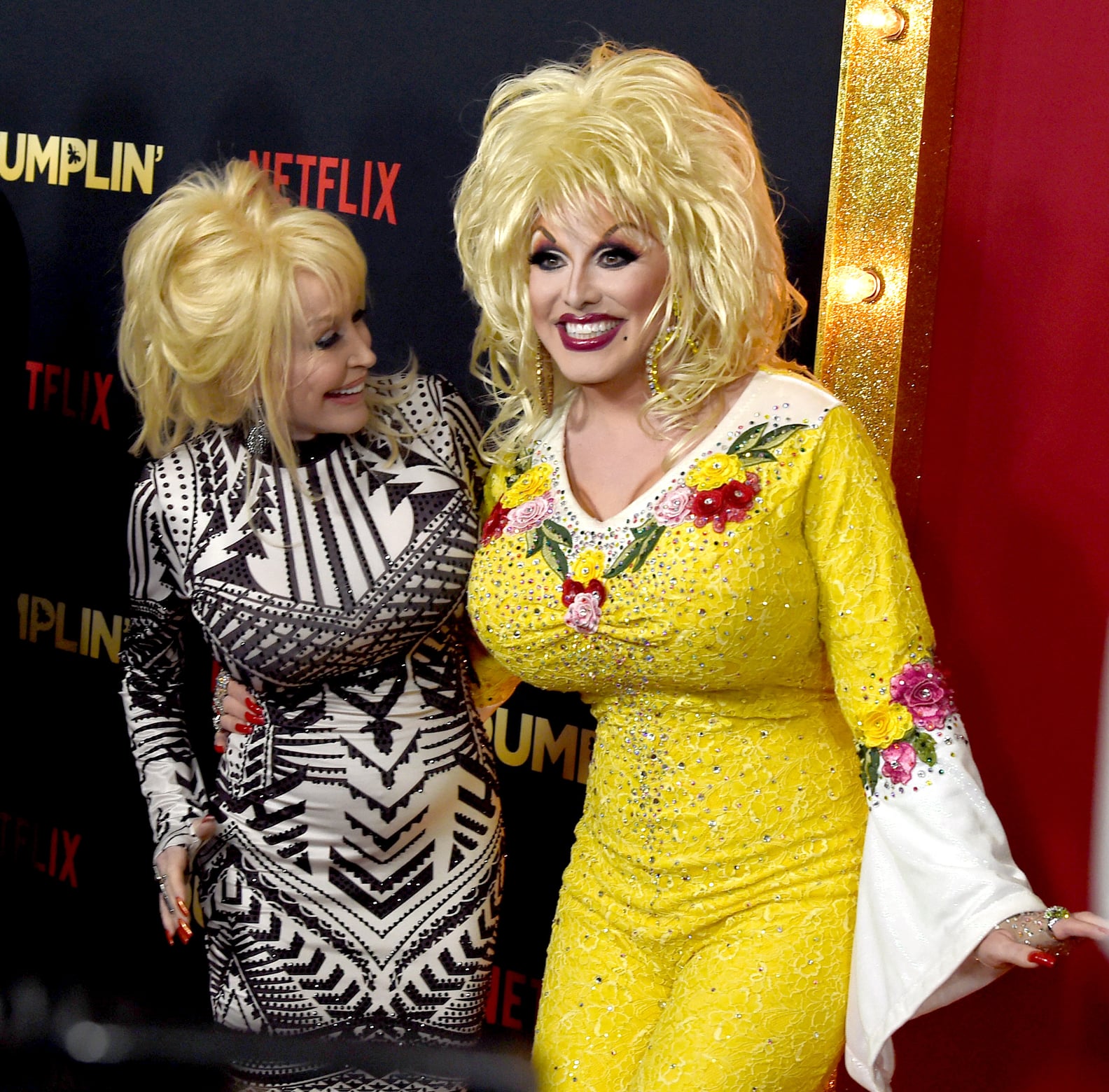 Dolly Parton With Drag Queen at Dumplin' Premiere | PS Celebrity