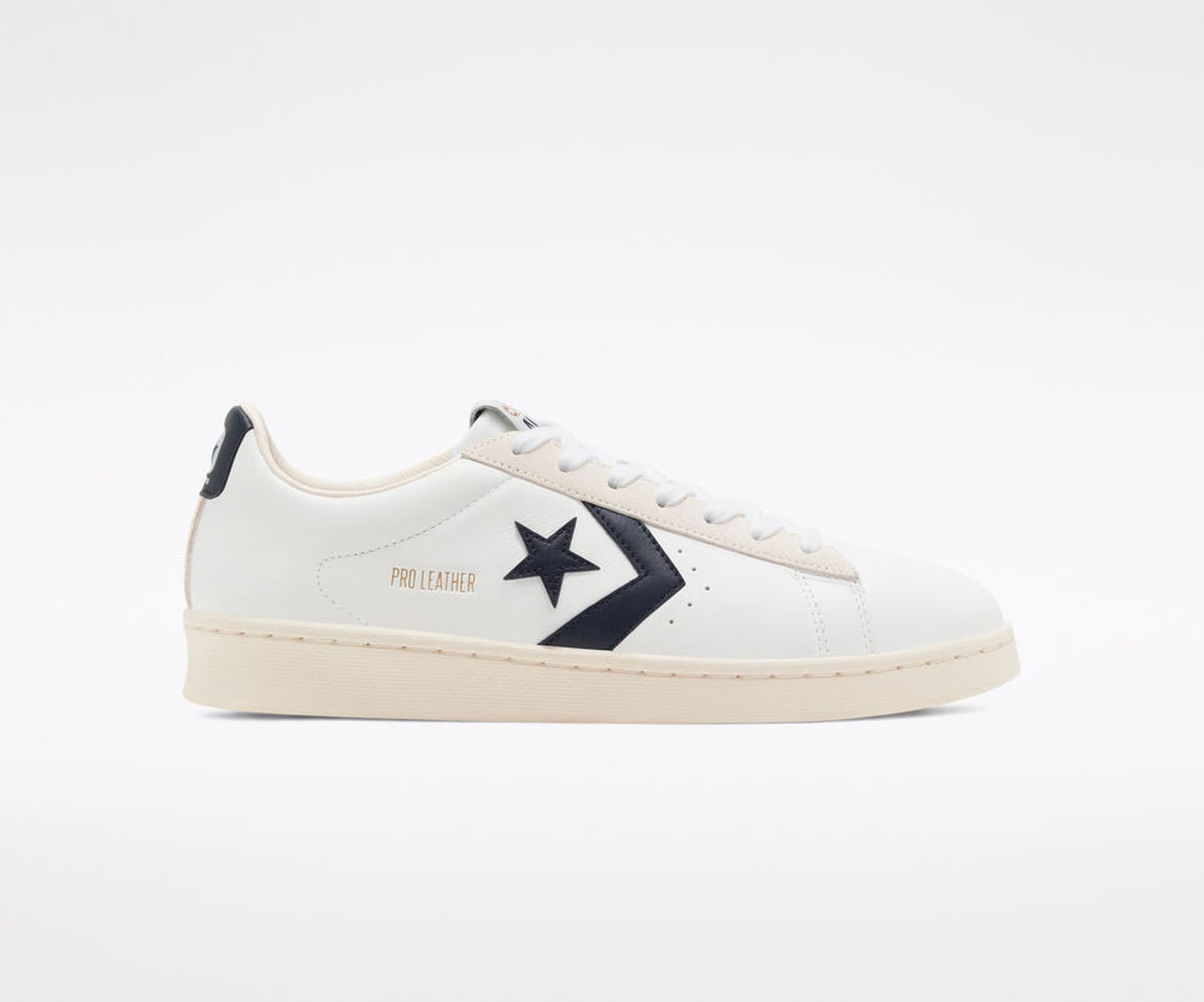 '90s Shoe Brands That Are Popular in 2020 | POPSUGAR Fashion