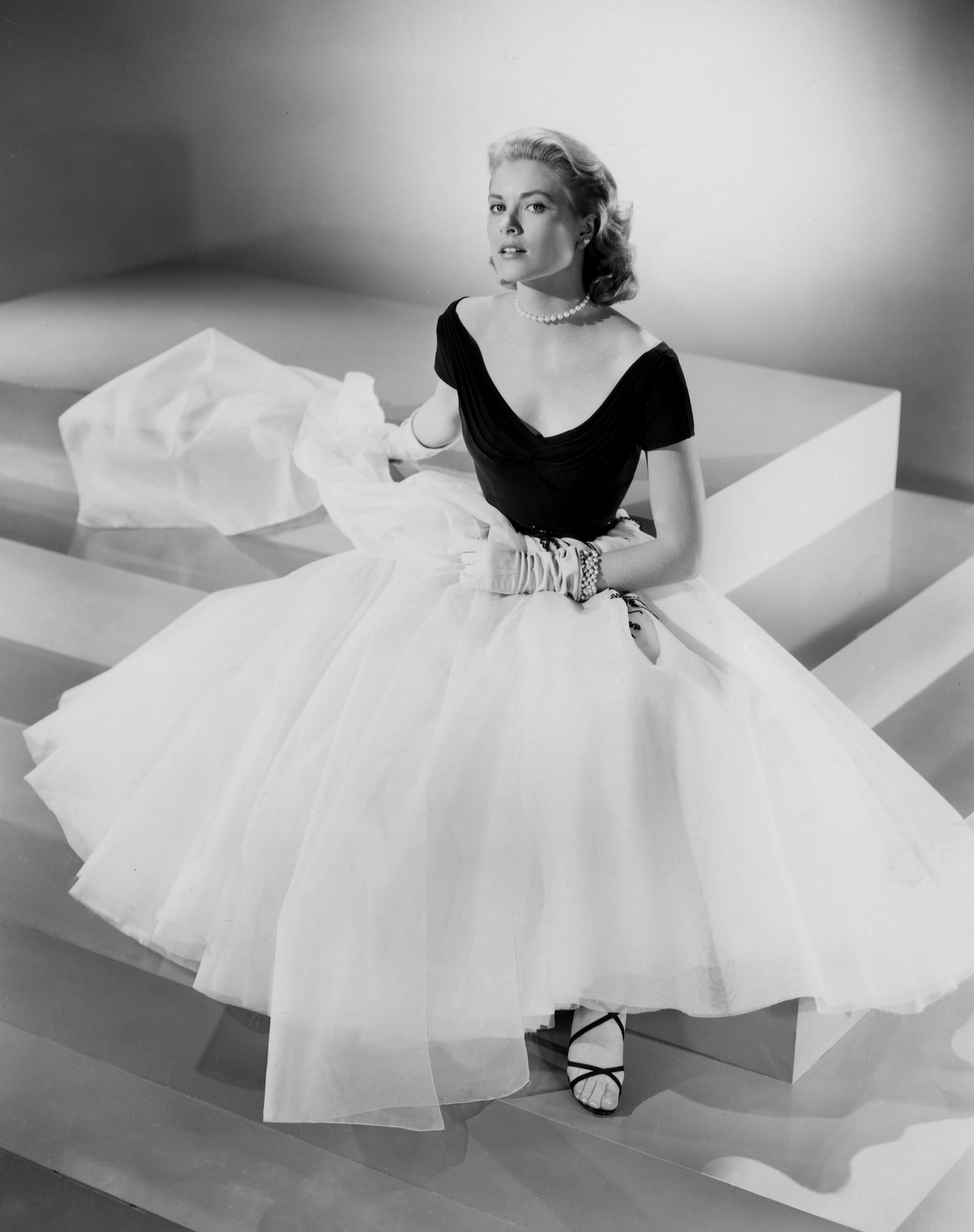 Grace Kelly Halloween Costumes | PS Celebrity