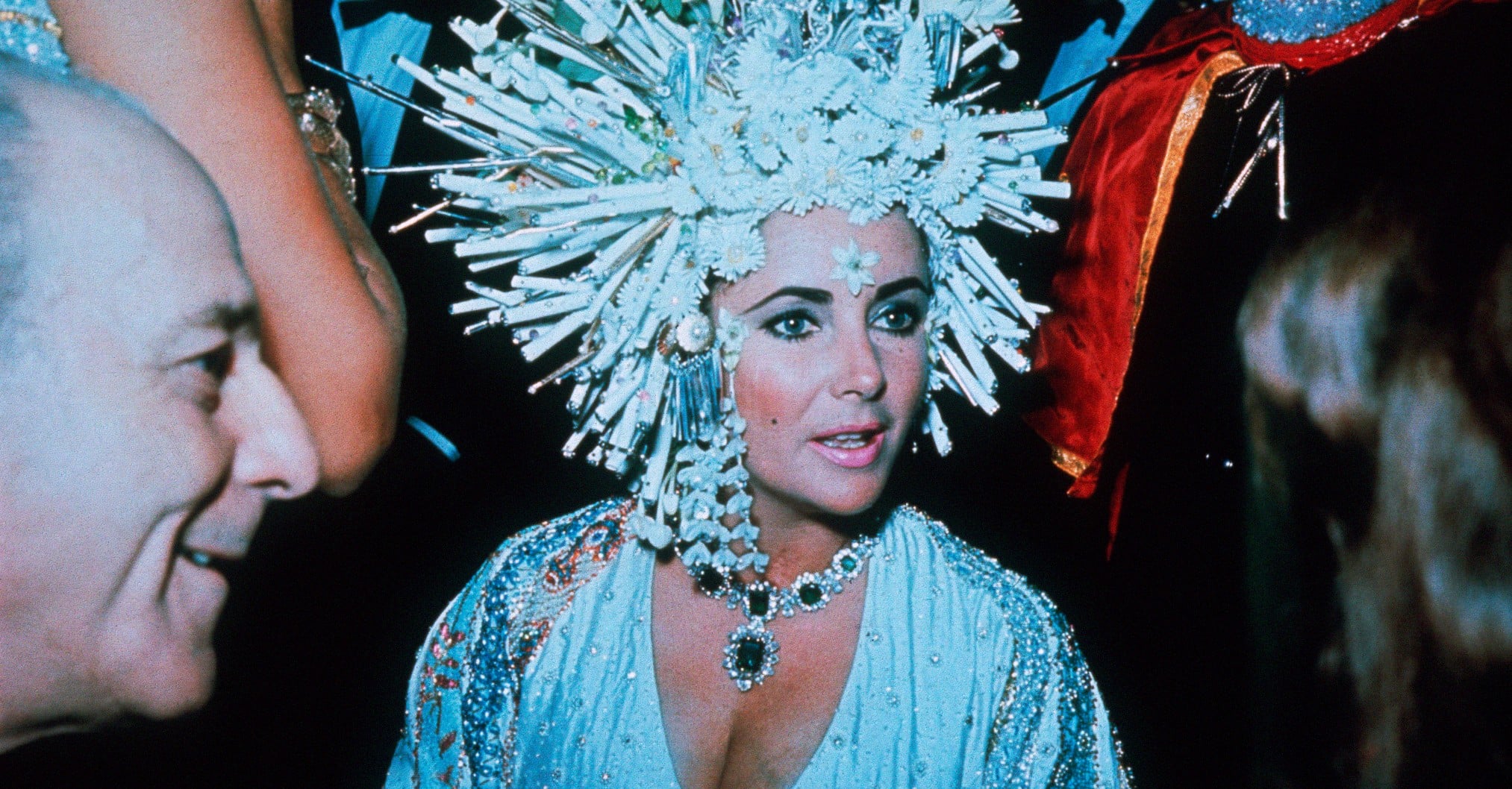 Elizabeth Taylor's Best Hat Moments | PS Fashion