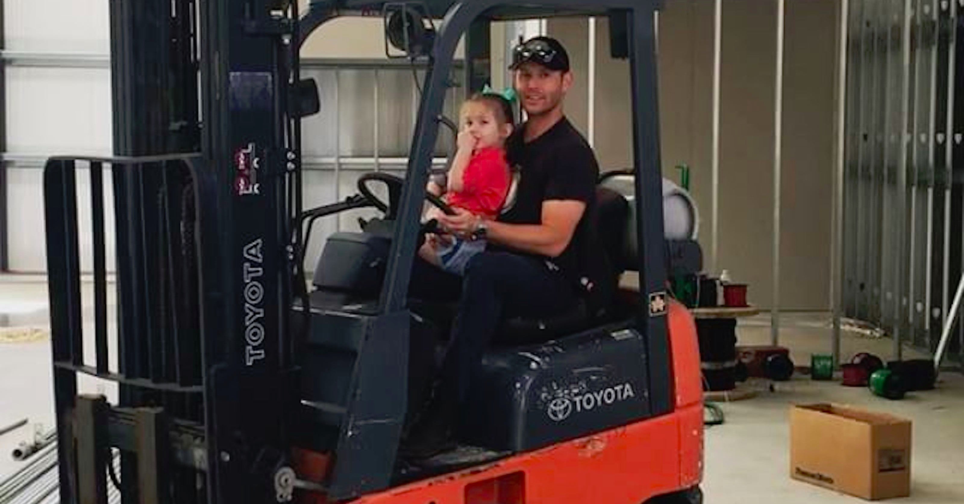 Jensen Ackles and His Family Open a Brewery in Texas | POPSUGAR Celebrity