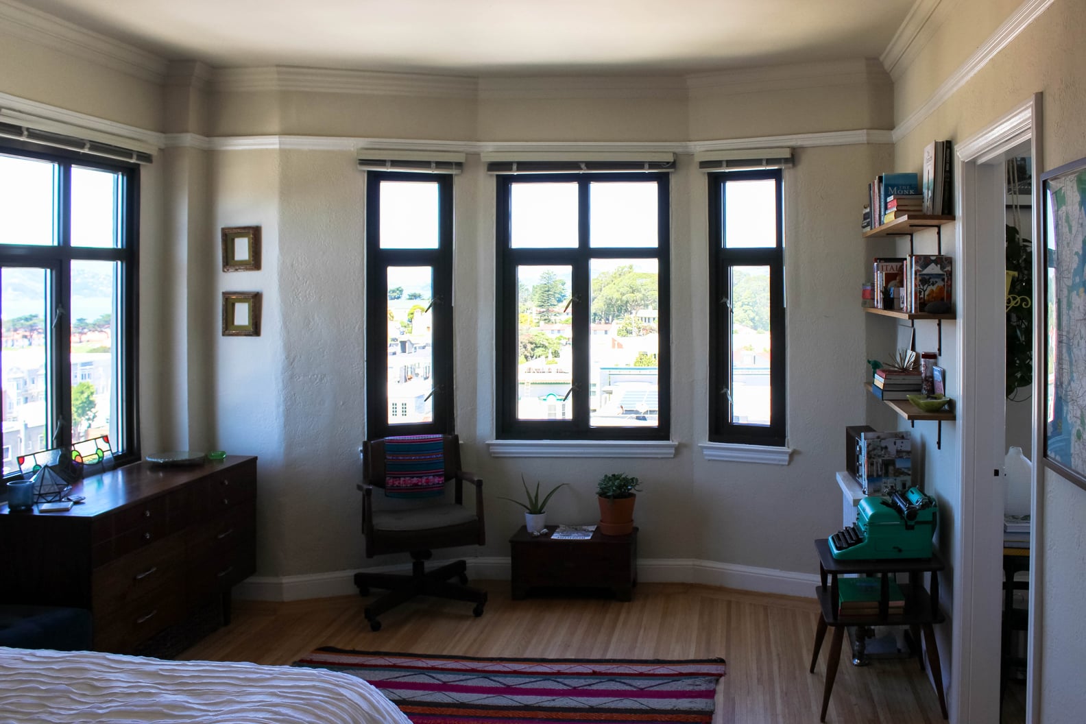 How to Live Together in a Small Space | PS Home