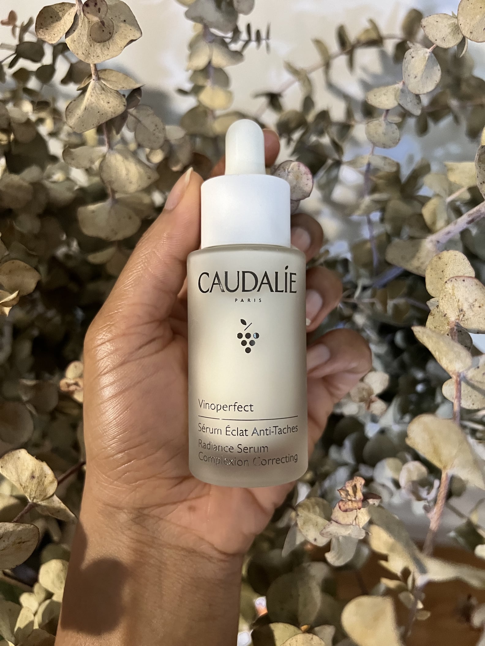 Caudalíe Vinoperfect Radiance Serum Review With Photos | PS Beauty