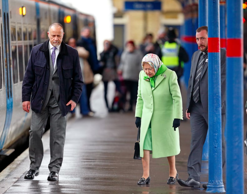 Queen Elizabeth II Catching Train to King's Cross Feb. 2017 | POPSUGAR ...