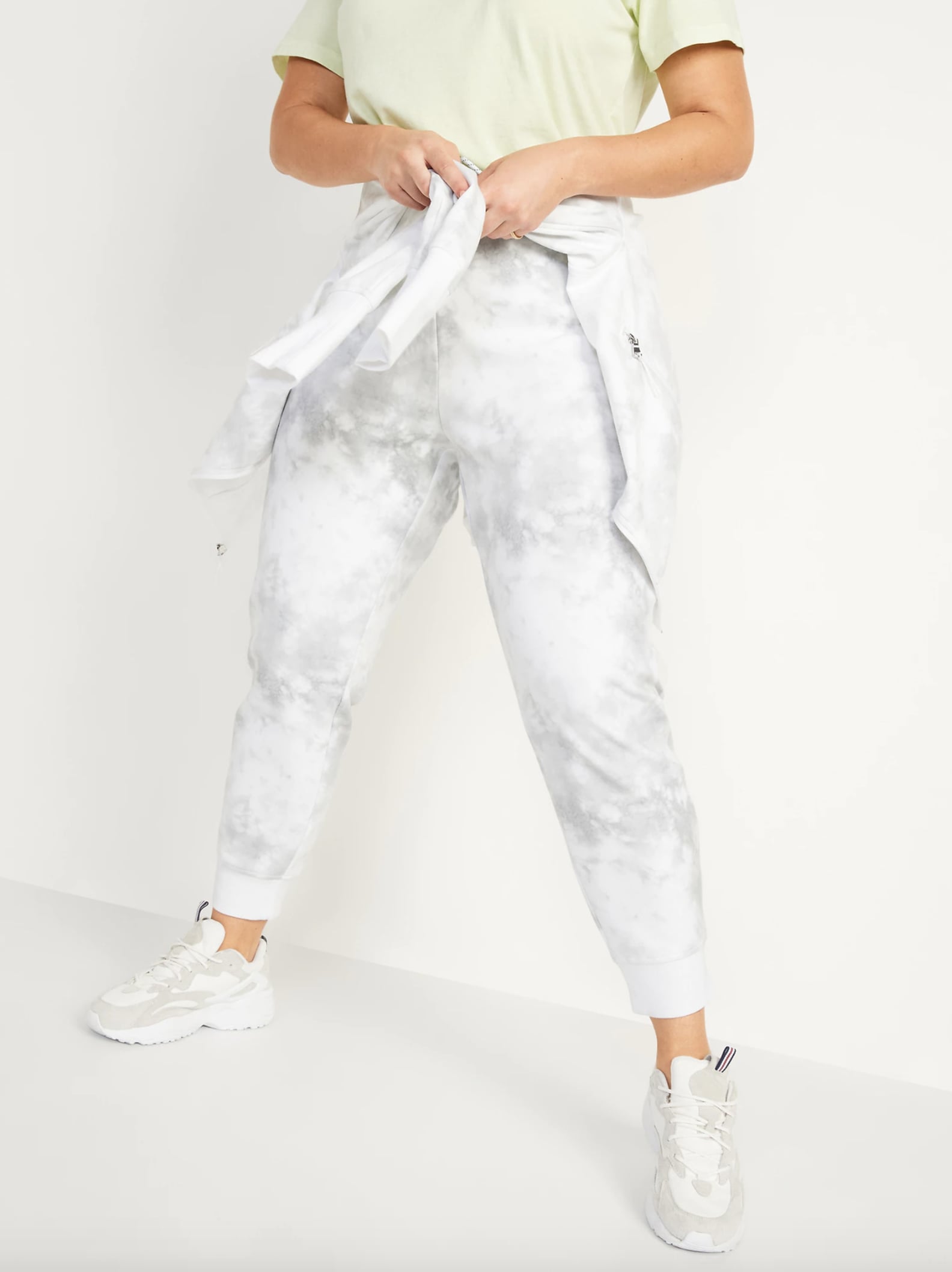 Activewear Layering Pieces For Your Post-Workout Activities | PS Fashion