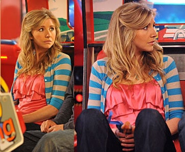 Photos and Video of Sarah Chalke at The Late Show With David Letterman ...