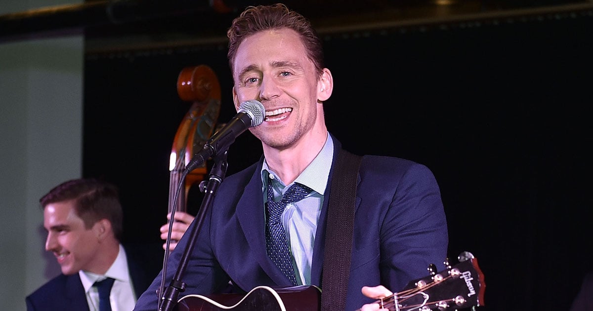Tom Hiddleston Performs as Hank Williams Live | Video | PS Entertainment