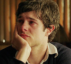 GIFs of Celebrities Crying | PS Celebrity