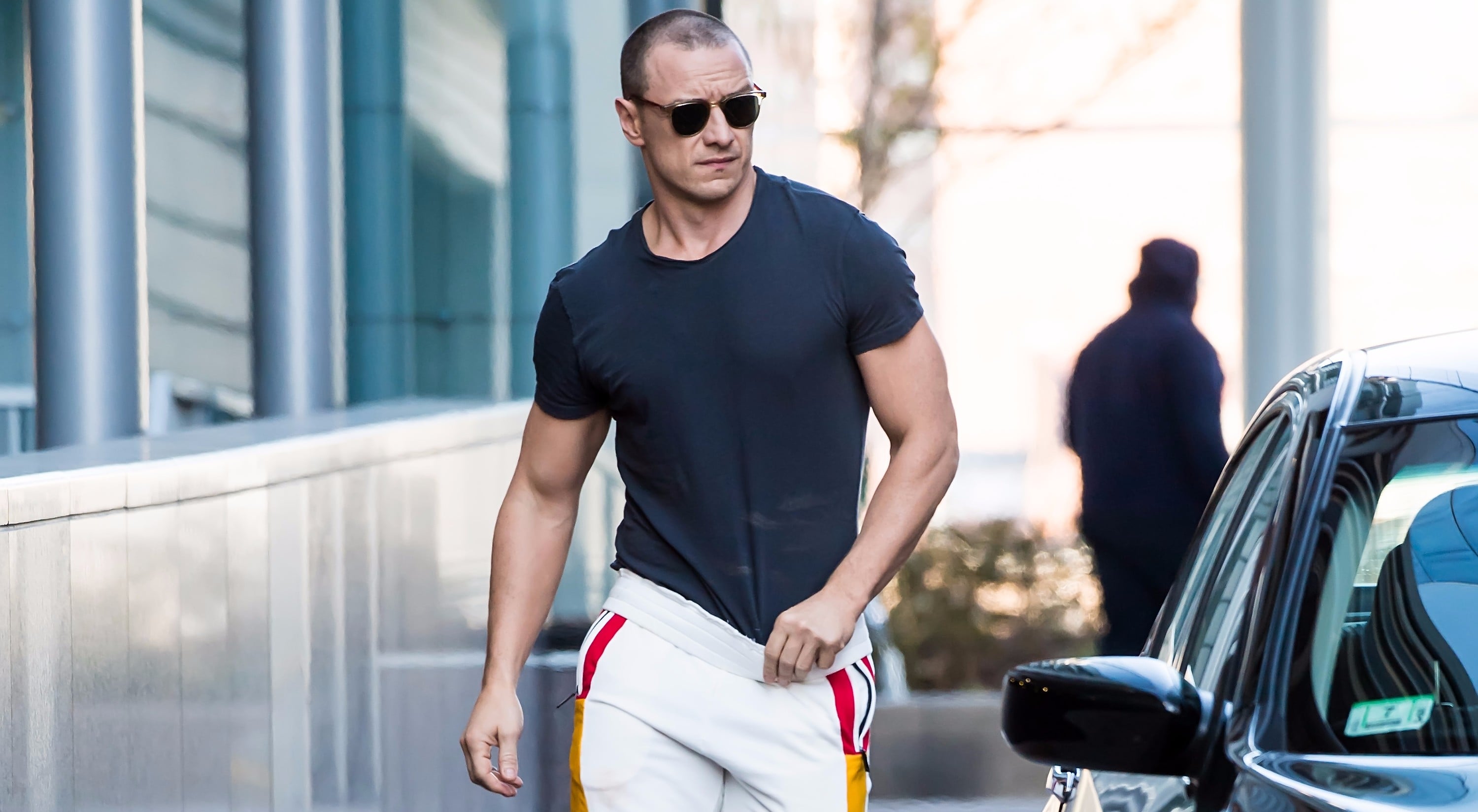 James McAvoy Looking Buff in Philadelphia 2017 | PS Celebrity