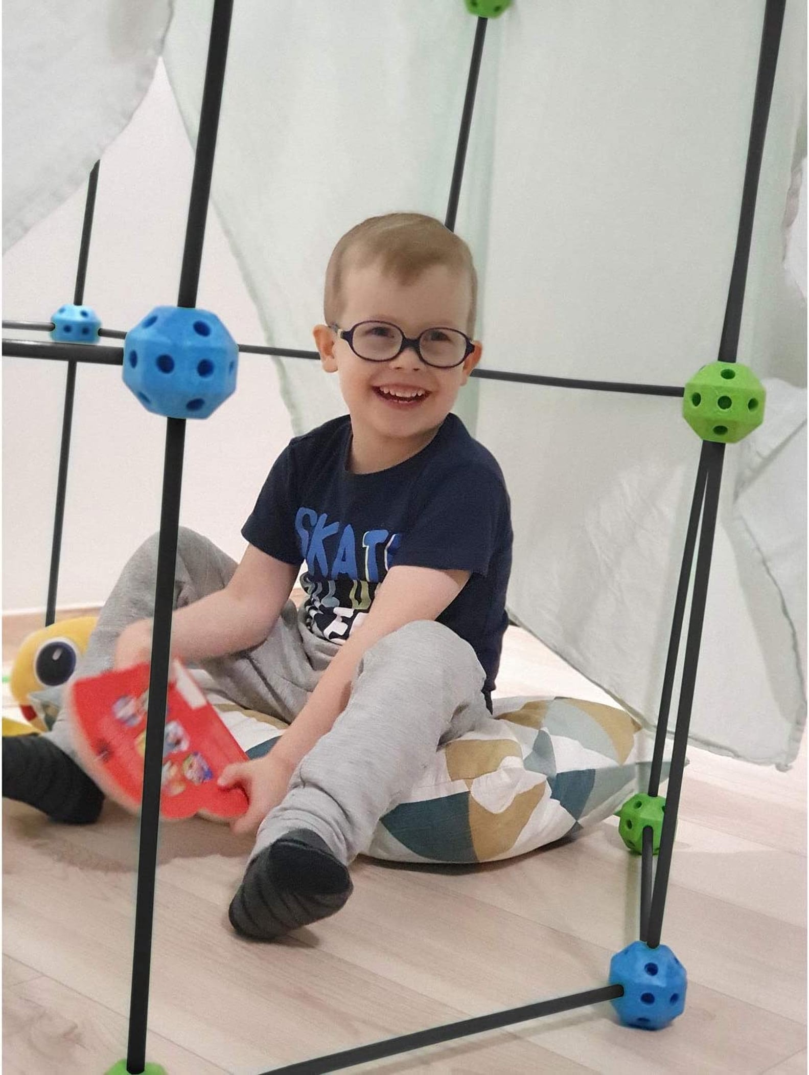 15 Indoor Fort-Building Kits Kids Will Love | PS Family