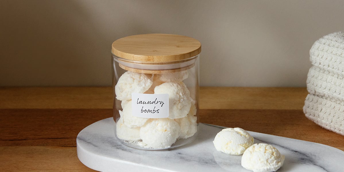 How to Make DIY Laundry Bombs to Clean Clothes | PS Smart Living