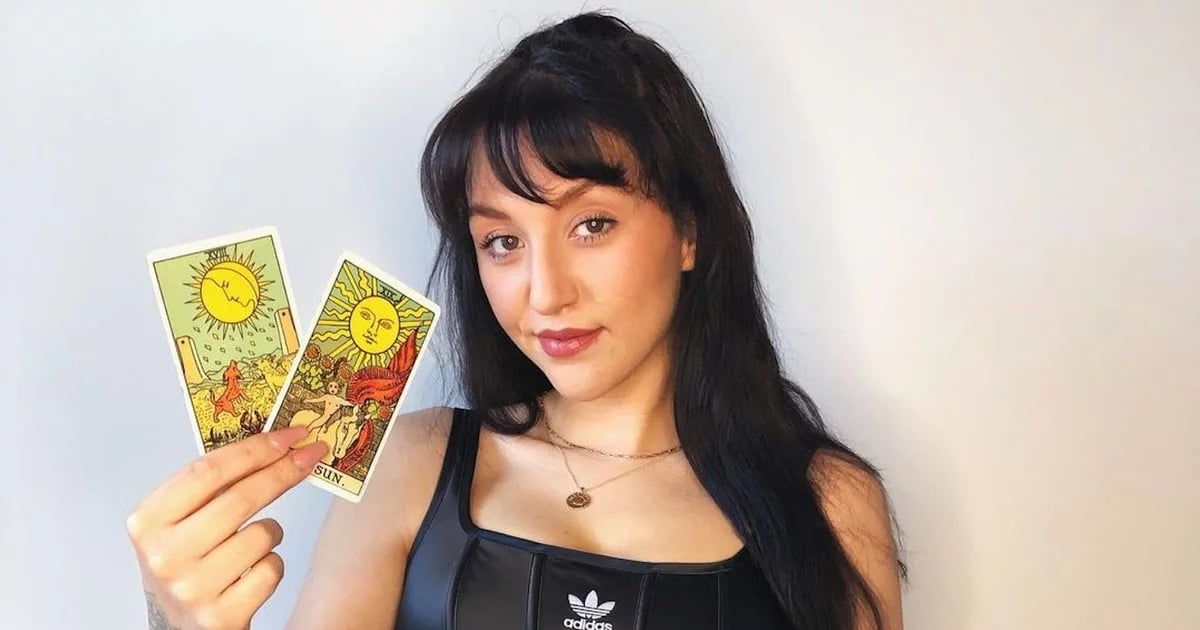 April 2022 Tarot Horoscope For Every Zodiac Sign | PS UK Smart Living