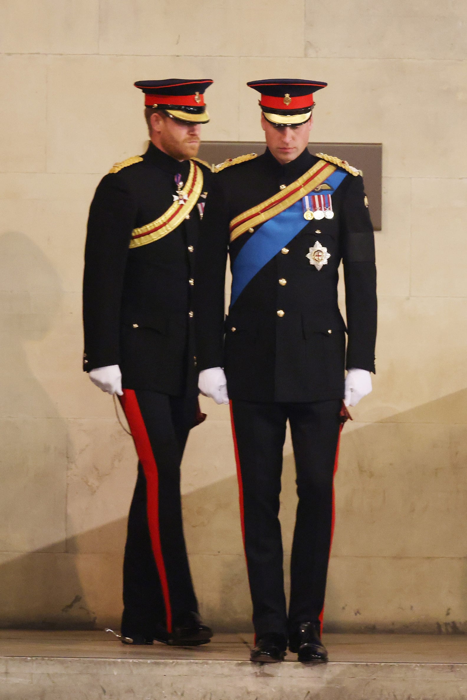 Prince Harry Wears Military Uniform at Vigil For the Queen | PS Celebrity