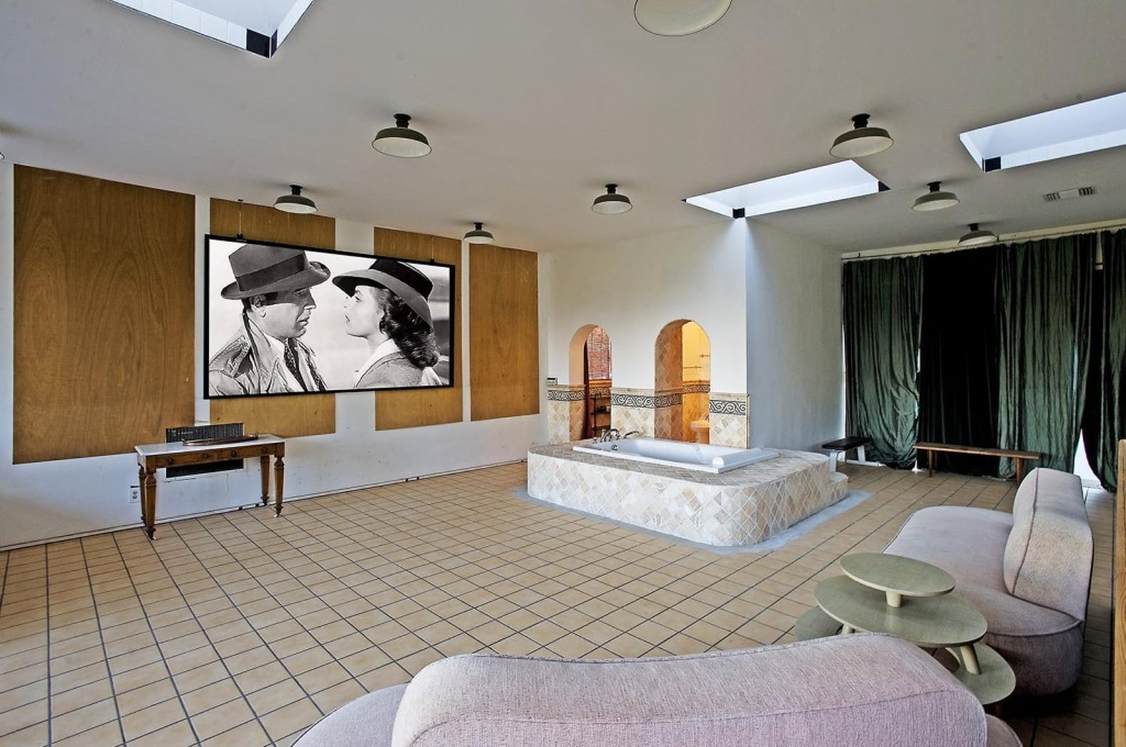 Jared Leto's Military Compound Home Photos | PS Home
