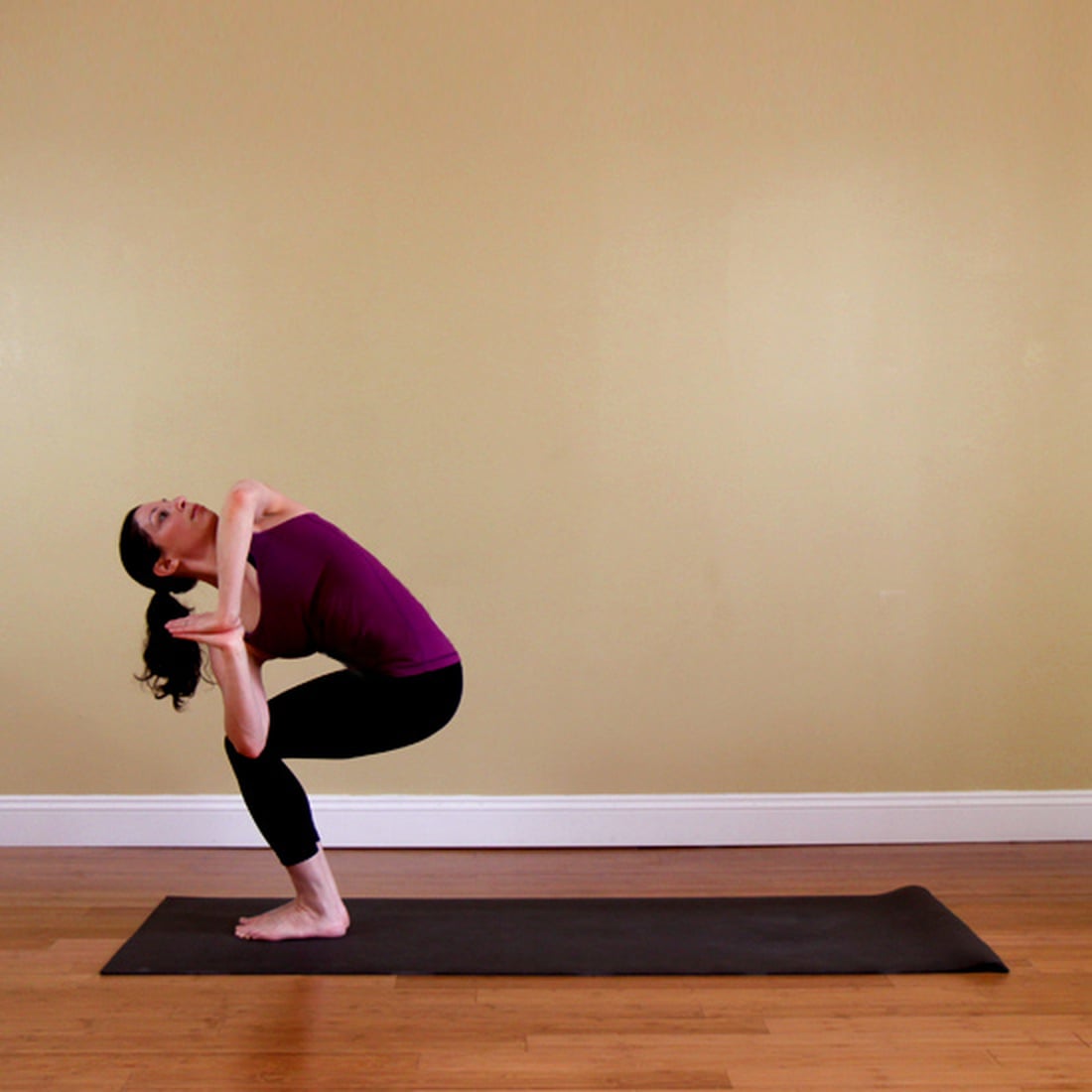Yoga Sequence to Strengthen the Legs and Core | PS Fitness