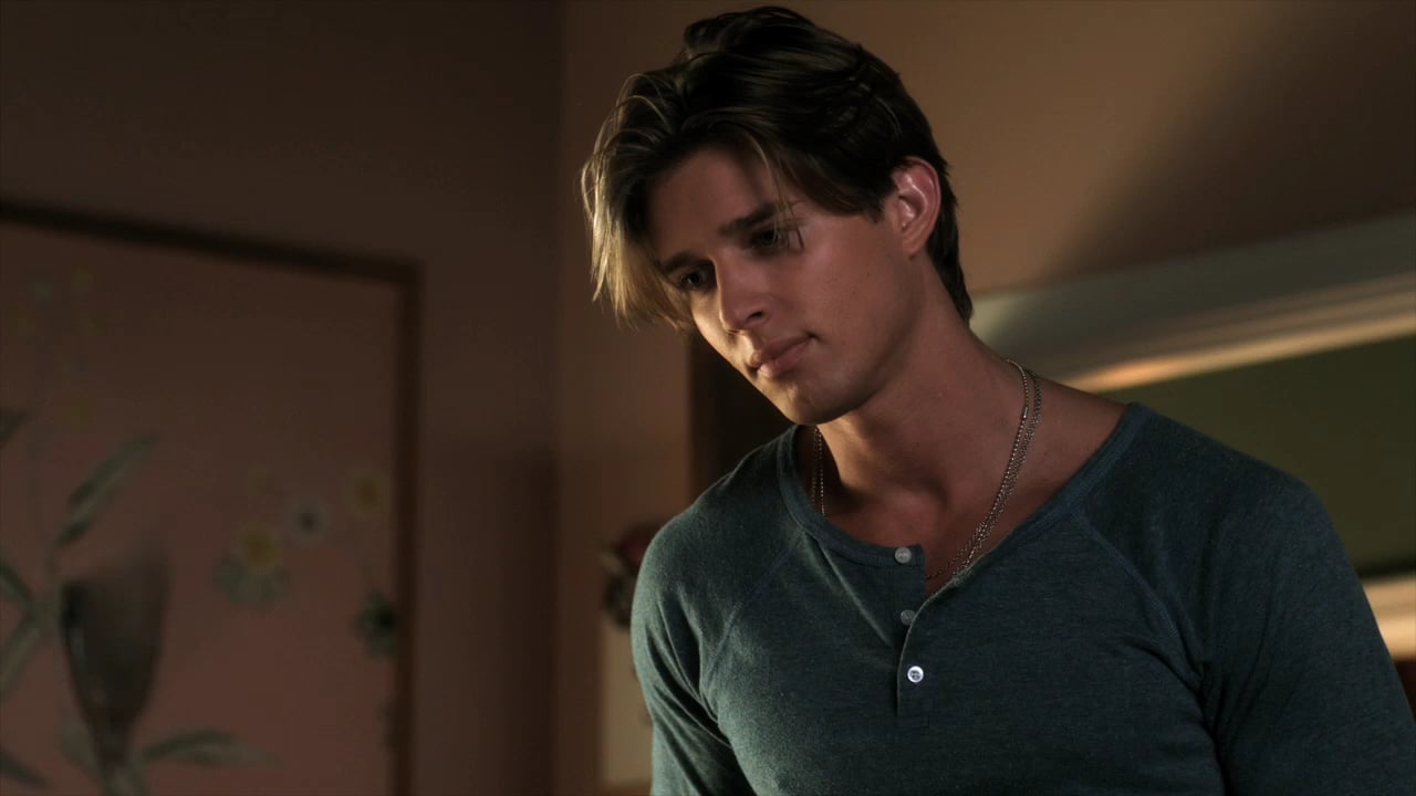 Drew Van Acker 2022 Pll