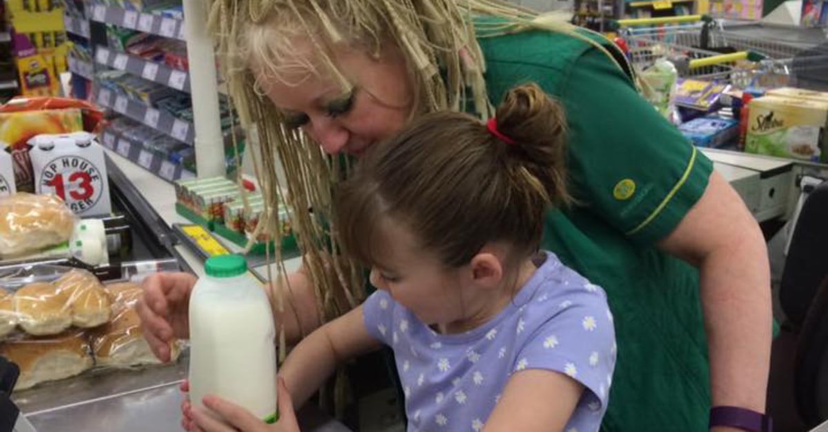 Cashier Lets Blind Girl With Autism Scan Groceries | PS Family