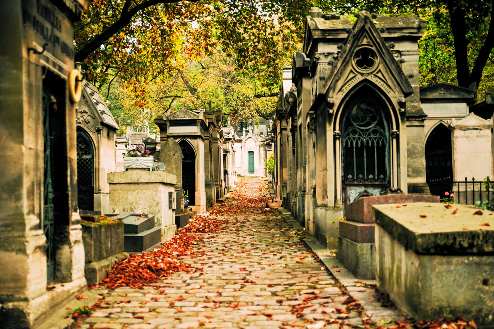 The World's Most Beautiful Cemeteries | PS Smart Living