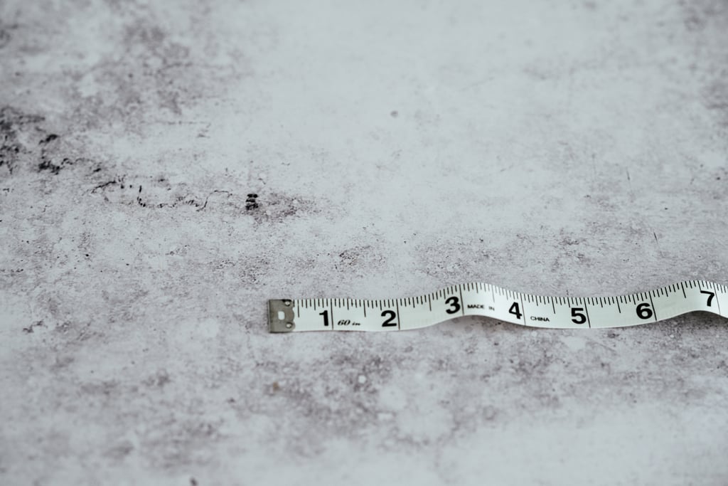 Measure And Cut Your Contact Paper To Size How To Put Contact Paper measure-and-cut-your-contact-paper-to-size-how-to-put-contact-paper
