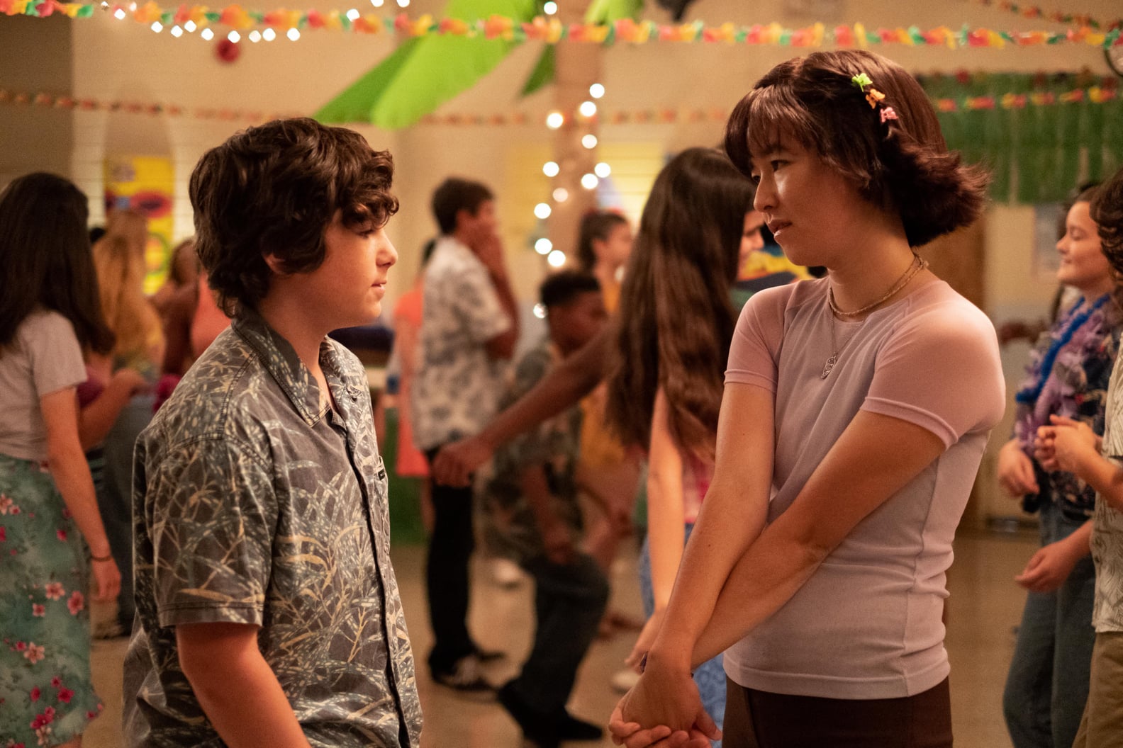 The 2000s Trends in Hulu's PEN15 | POPSUGAR Fashion