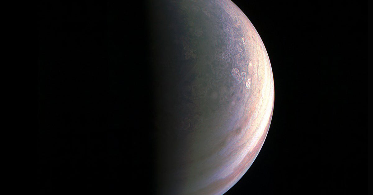 NASA's Jupiter Flyby Images | POPSUGAR Tech