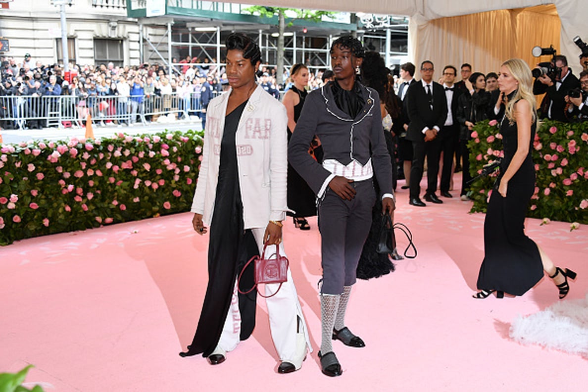 How Fashion Designers Are Embracing Gender-Fluid Collections | PS Fashion