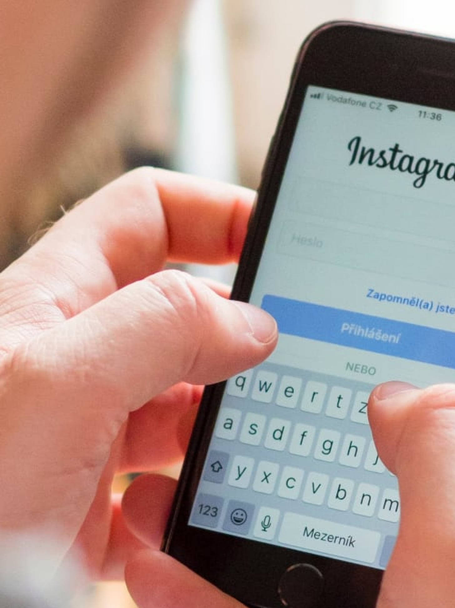 Here's How to Easily Find the Request Folder on Instagram | POPSUGAR Tech