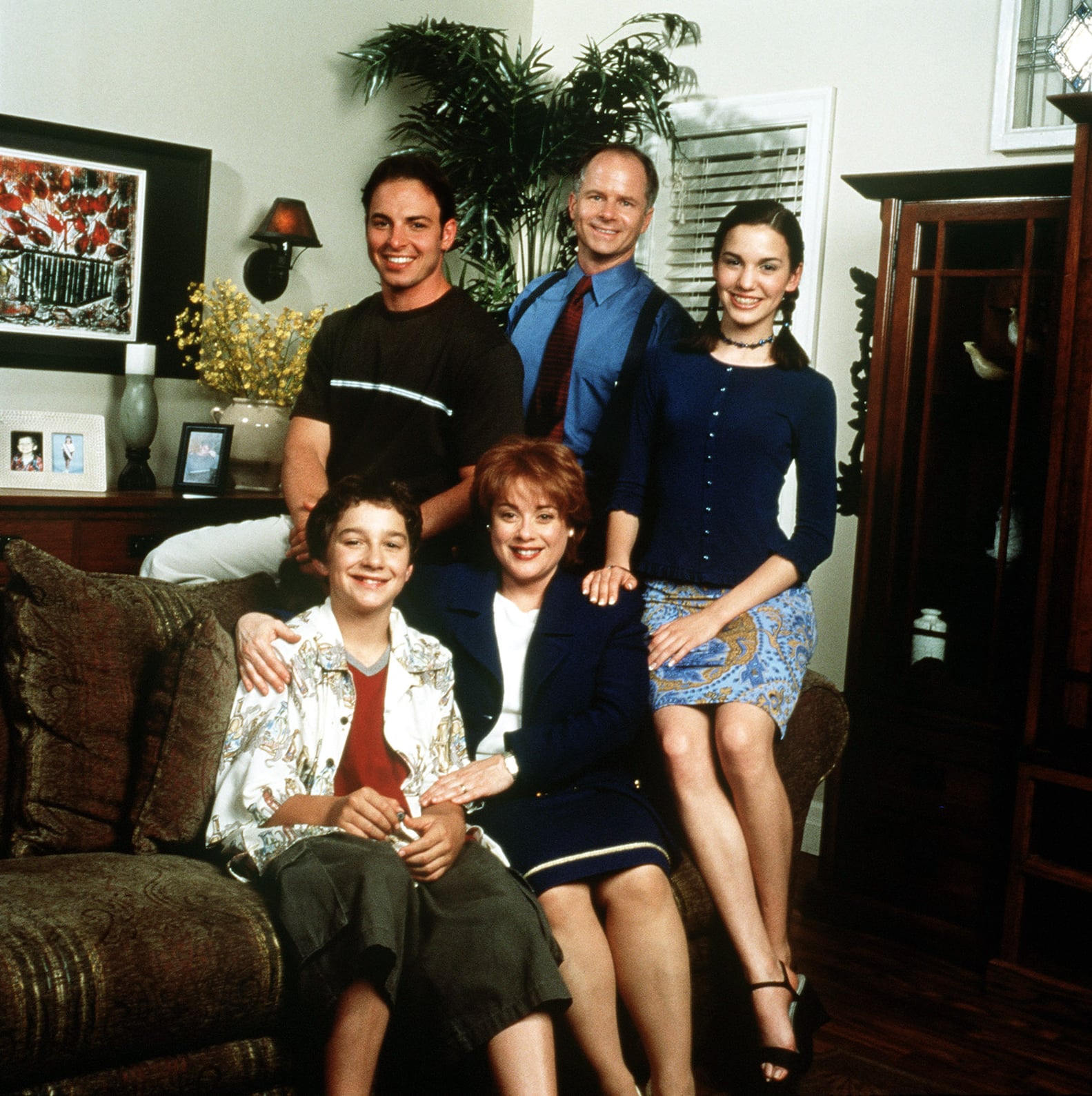 Early 2000s TV Shows on Disney+ | PS Entertainment
