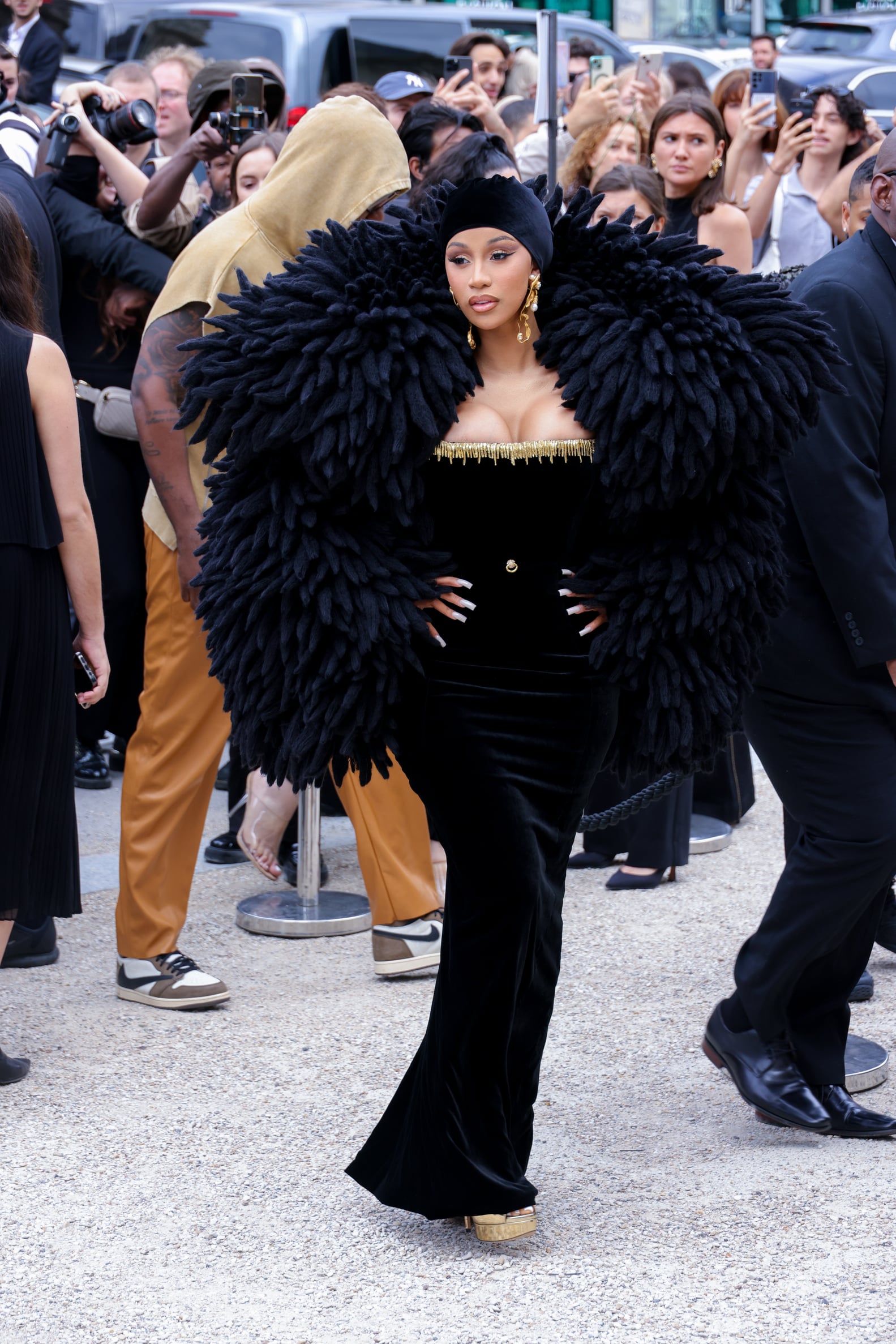 Cardi B's Schiaparelli Paris Fashion Week Look | PS Fashion