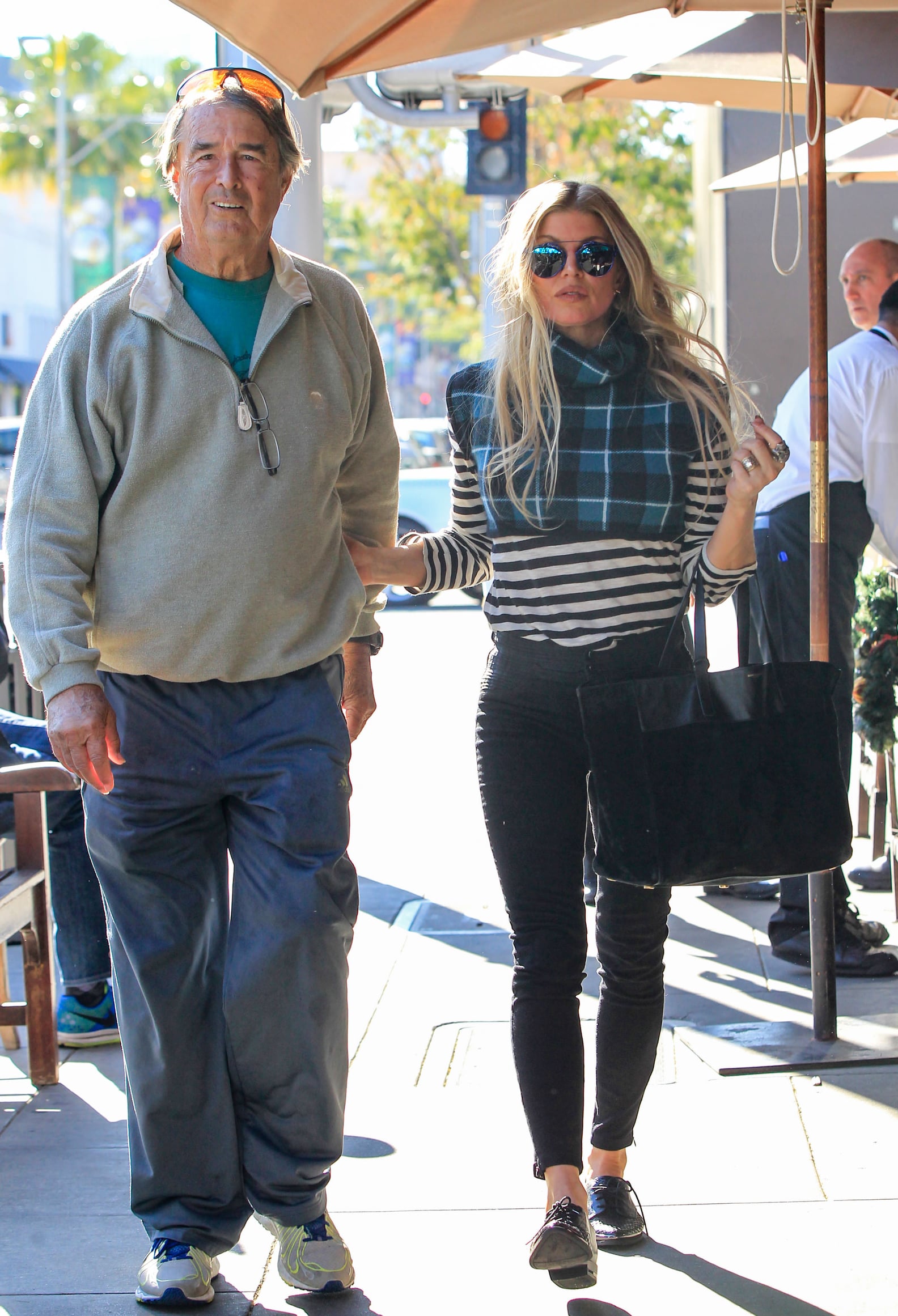Fergie and Her Dad Out in LA December 2015 | POPSUGAR Celebrity